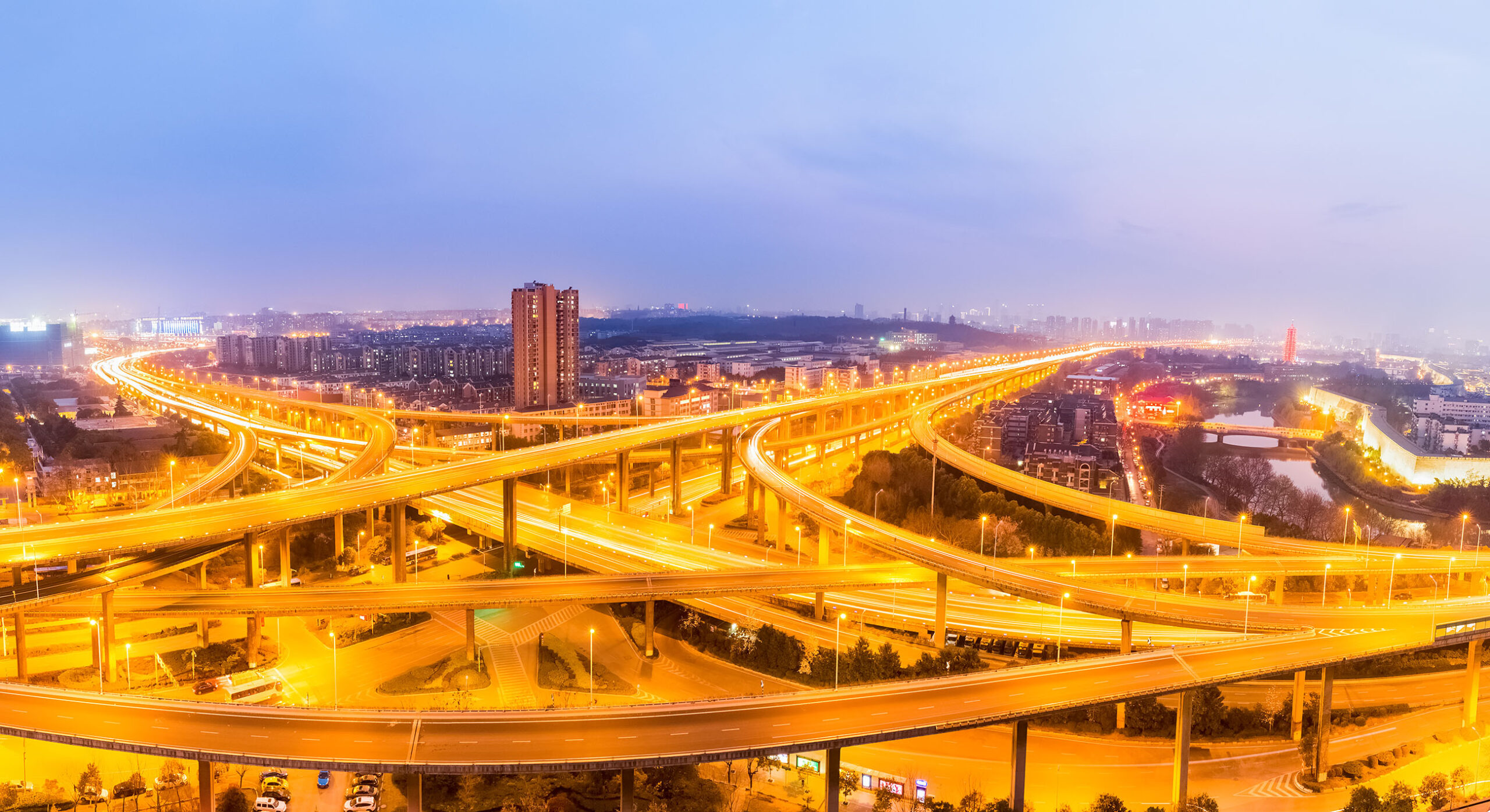 Decarbonizing and strengthening the global energy infrastructure using ...